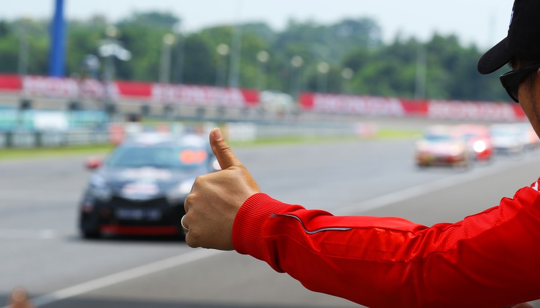 Driving Instructors: Can Certifications Make Race Schools Safer